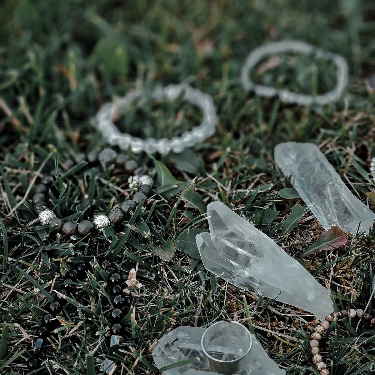 Amuletai ir planetos – Liucija Karaliene